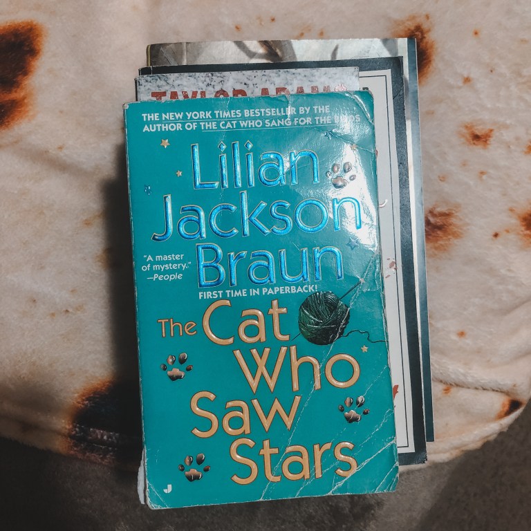 Paperback Vs Mass Market Paperback: The Ultimate Paperback Showdown ...